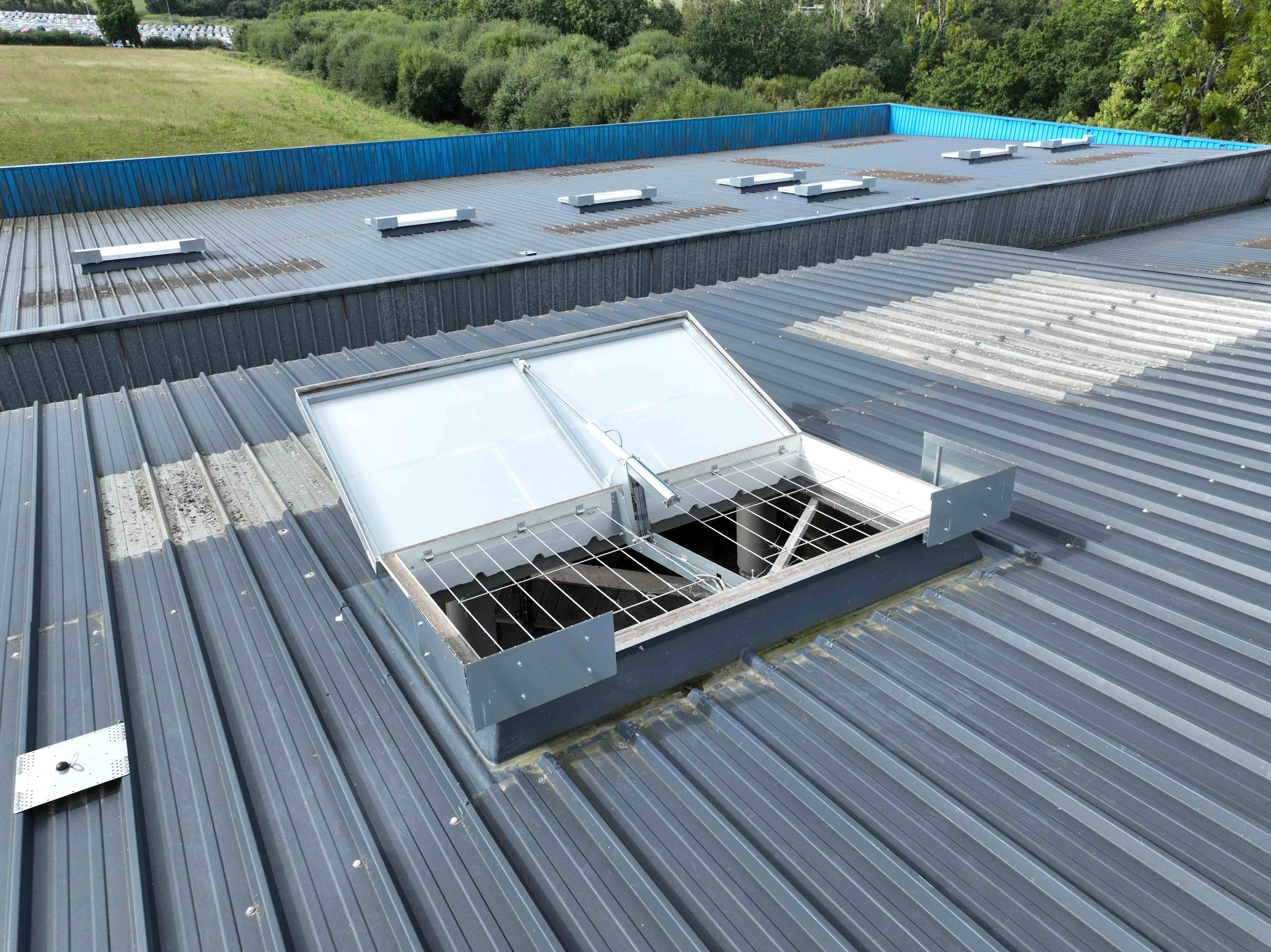 Solutions d'accès toiture | Skydome France